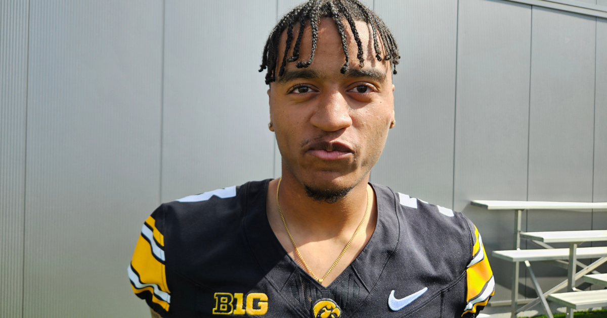 Jaylen Watson learning from the veterans