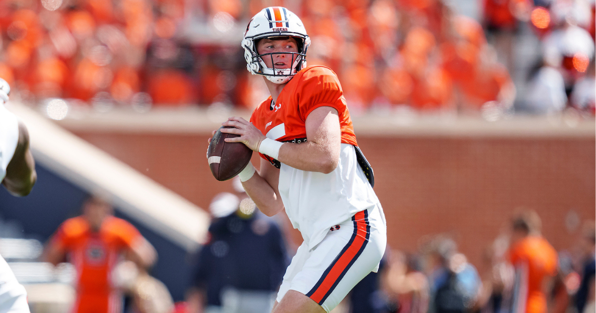 How will Auburn's offense look with Hank Brown at quarterback?