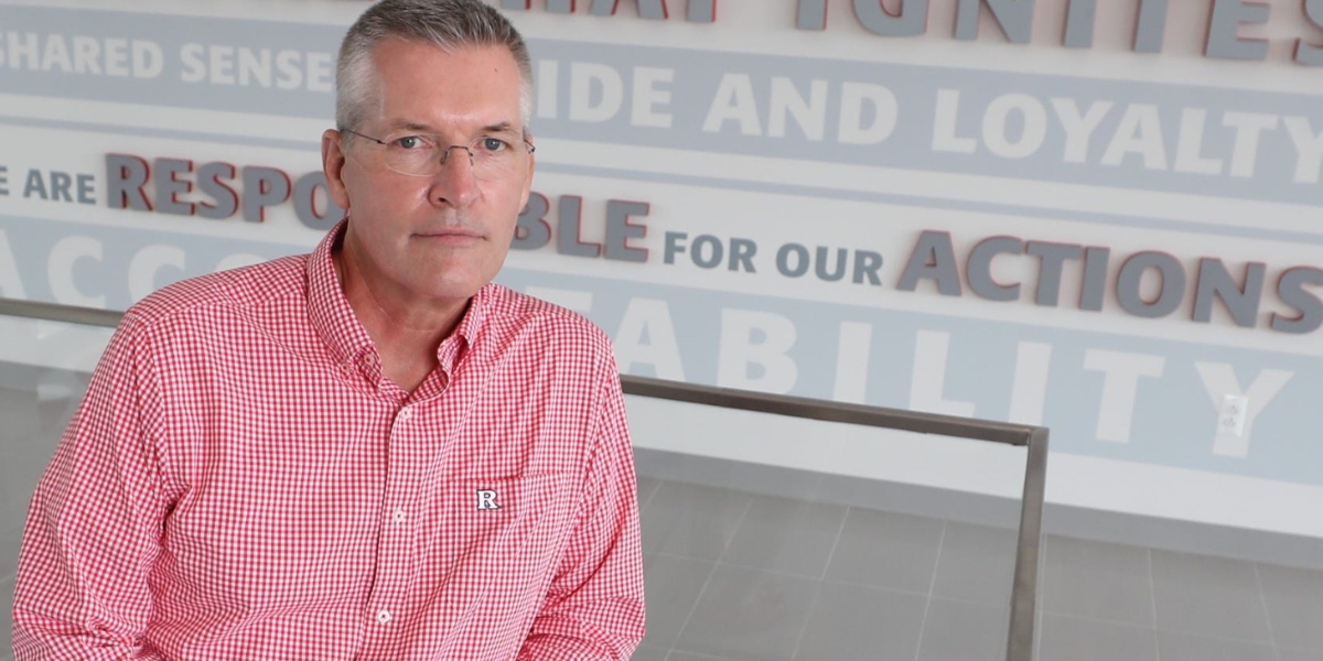 Pat Hobbs cites health concerns for resignation from Rutgers - On3