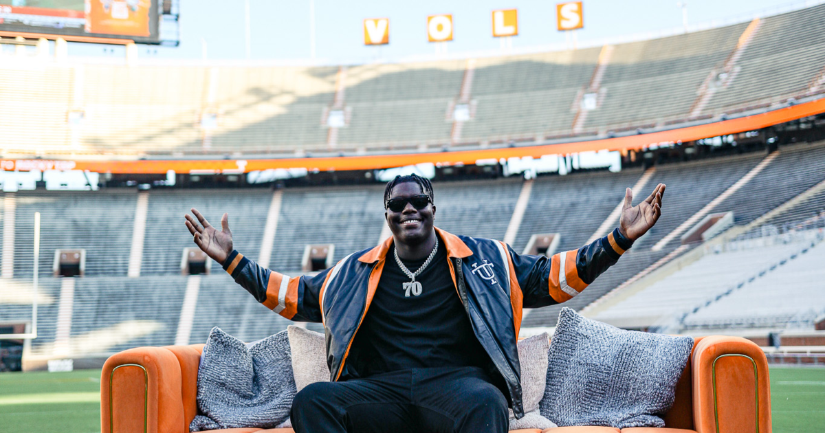 Vols land crown jewel of 2025 class as 5-star + OT David Sanders ...