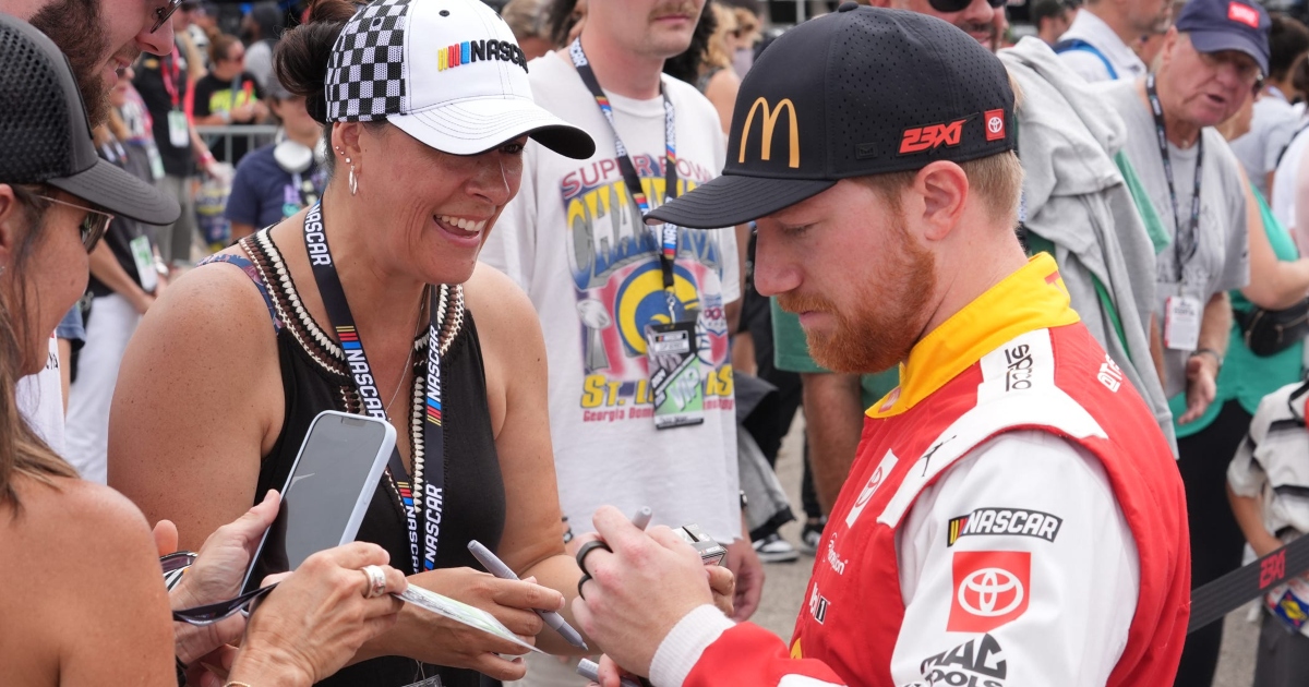 Tyler Reddick dedicates FireKeepers Casino 400 win to late mentor Scott ...