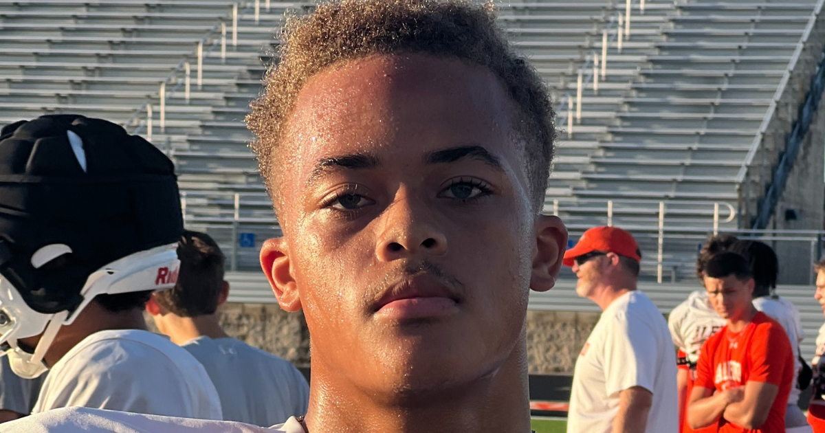2026 WR and UT legacy Kaydon Finley to watch Texas play multiple times ...