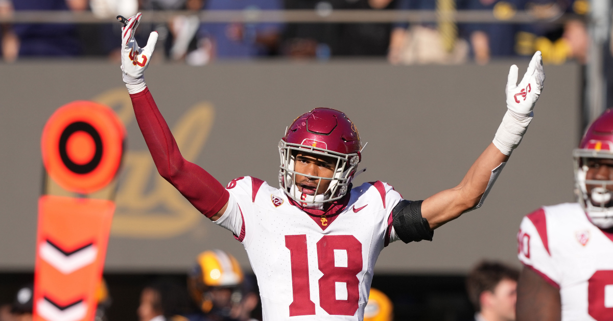 Eric Gentry injury: USC LB emotional while getting carted to the locker ...
