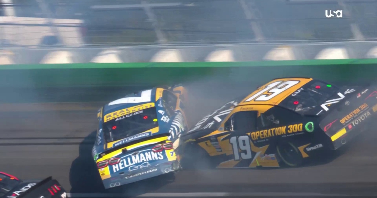 Justin Allgaier wrecks in front of the field, causes red flag in Atlanta