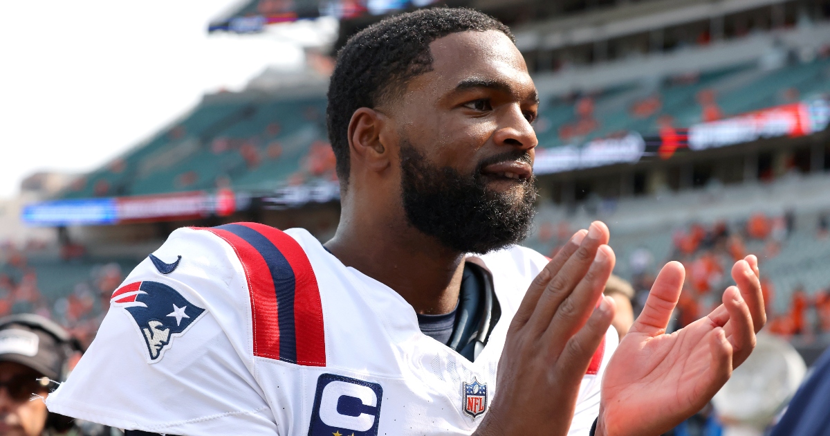 Jacoby Brissett dons Tennessee hoodie after losing NC State bet to ...