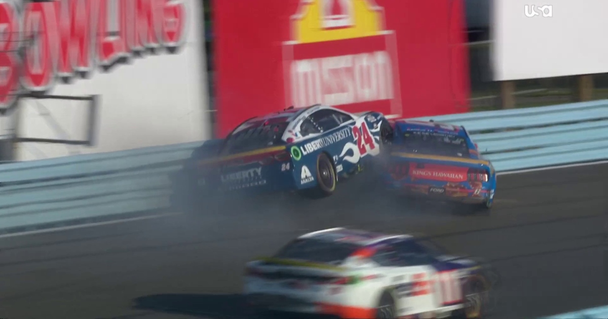 William Byron tire ends up in Brad Keselowski's car after big wreck at ...