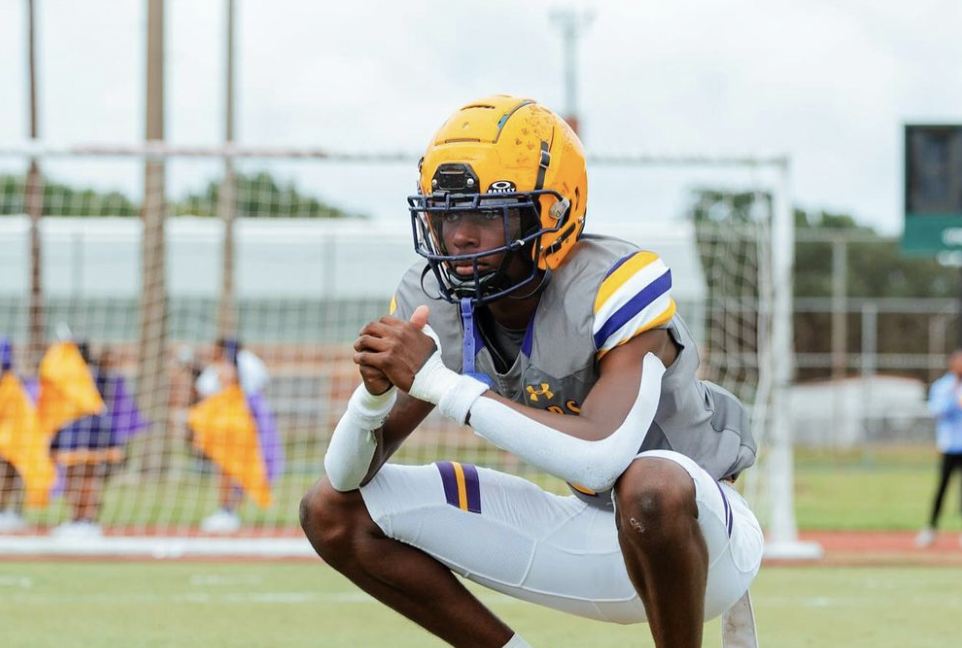 Recruiting Notebook: Detailed evaluation for four-star CB, Texas commit ...