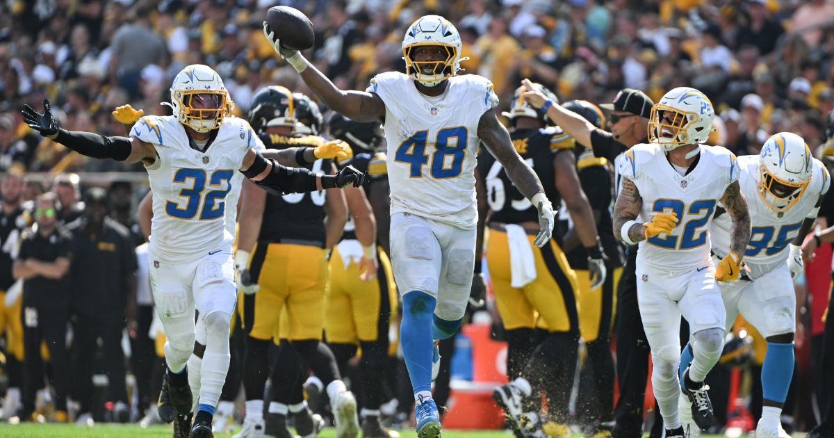 BBNFL Week 3: Ray Davis scores; Bud Dupree nabs second career ...