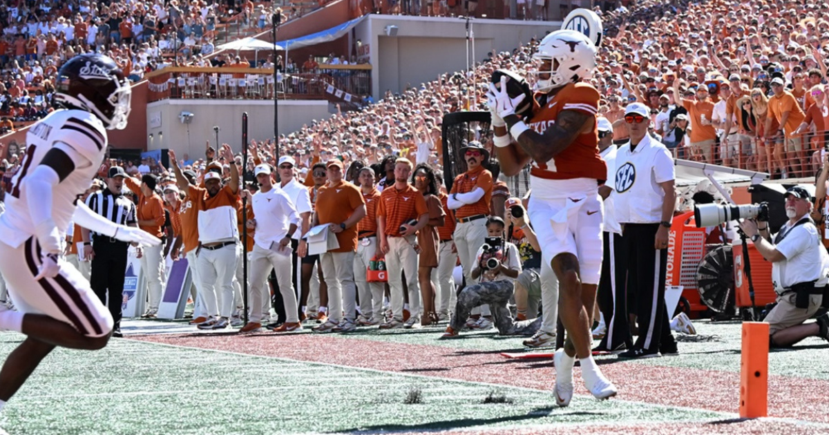 Why DeAndre Moore is key to Texas’ 2025 offensive strategy - On3