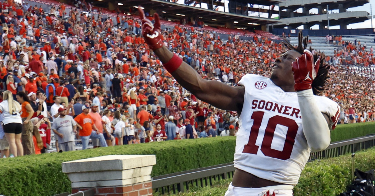 OU linebacker Kip Lewis earns SEC defensive honor