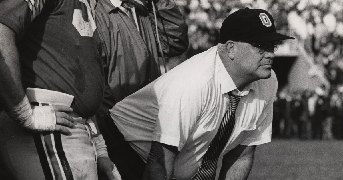 Ohio State: Former Buckeyes players honoring Woody Hayes