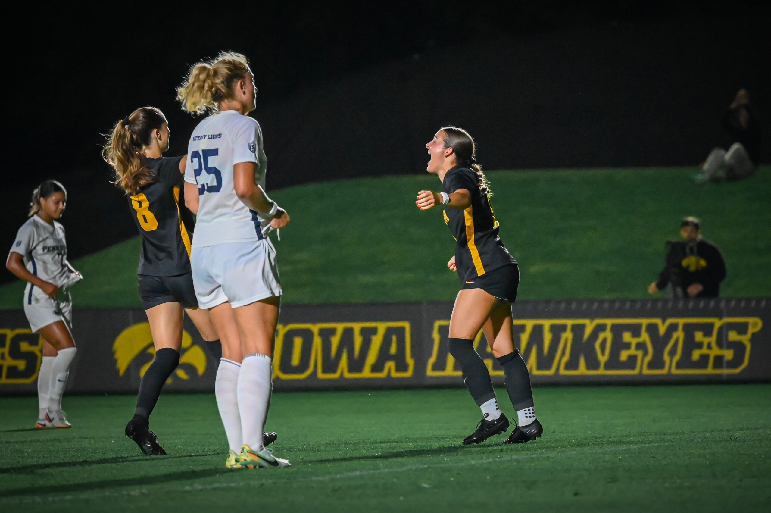 Late winner from Maya Hansen pushes Iowa Soccer past Indiana