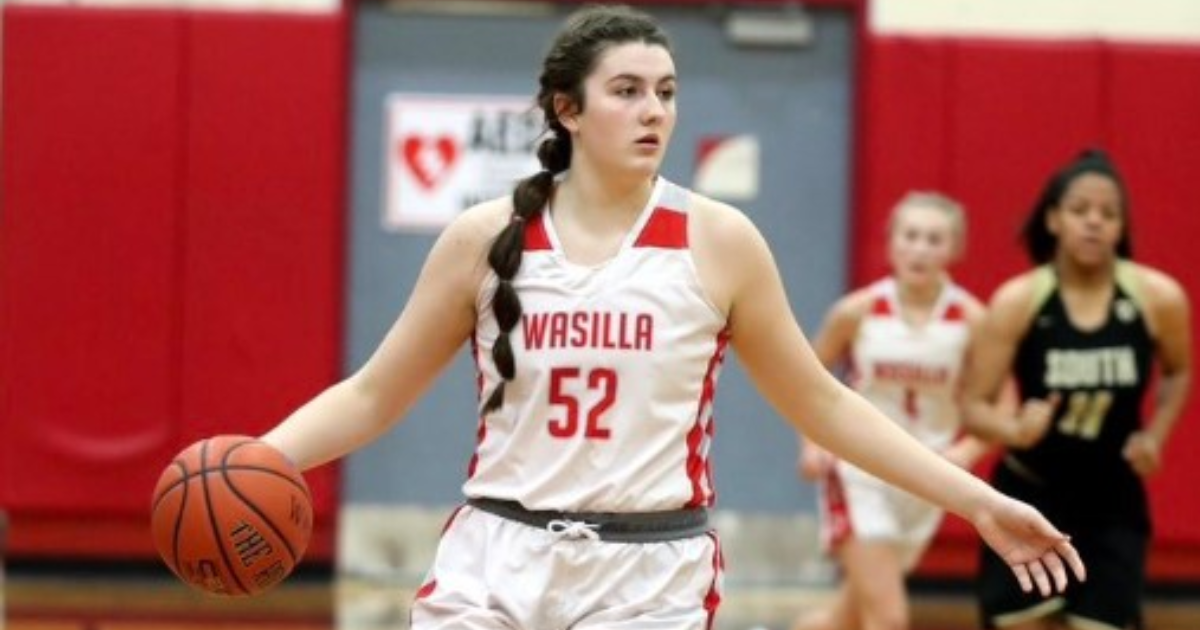 Layla Hays discusses her decision to commit to Iowa