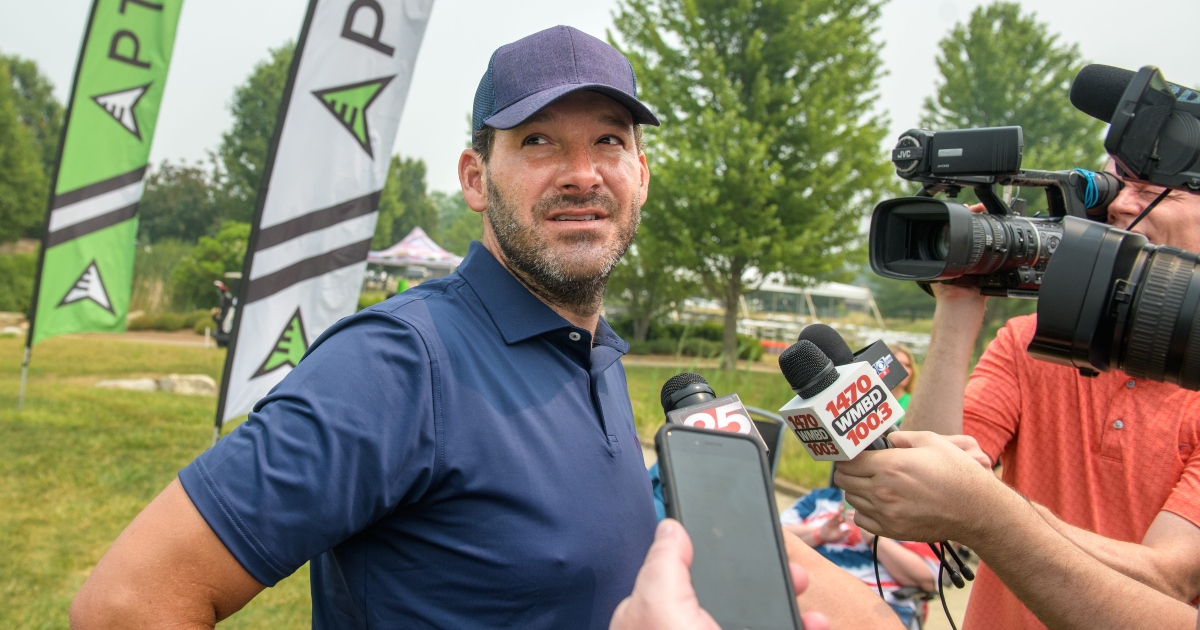 Tony Romo makes Washington Commanders mistake, leaves Jim Nantz speechless