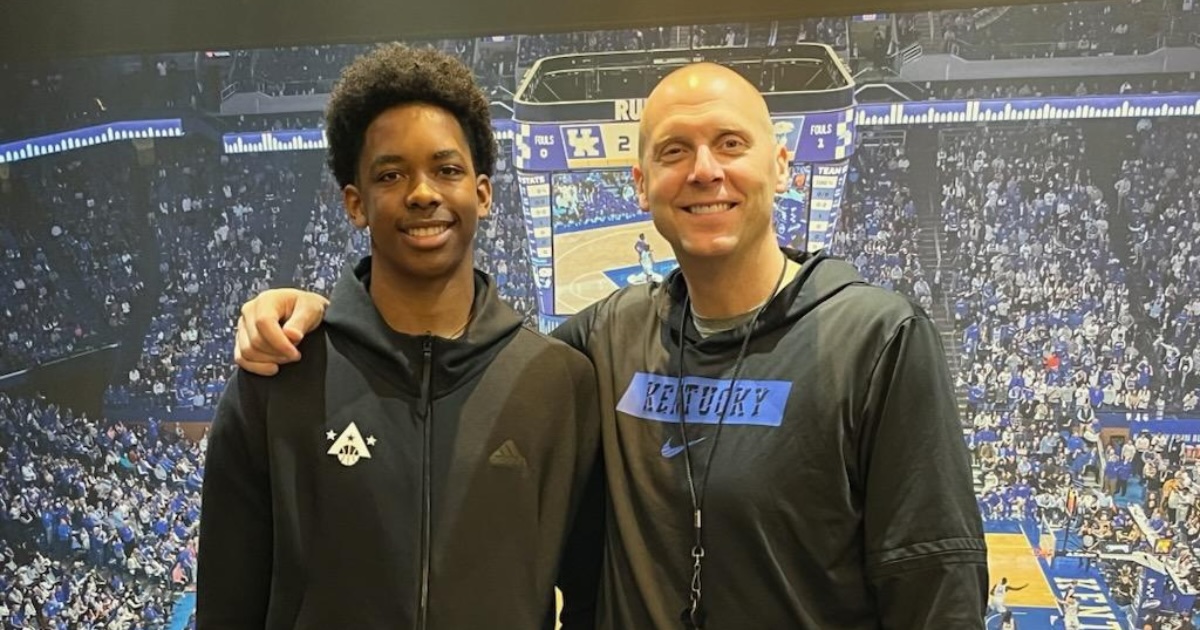 Top 20 Junior Anthony Thompson Plans to Return to Kentucky After Recent ...