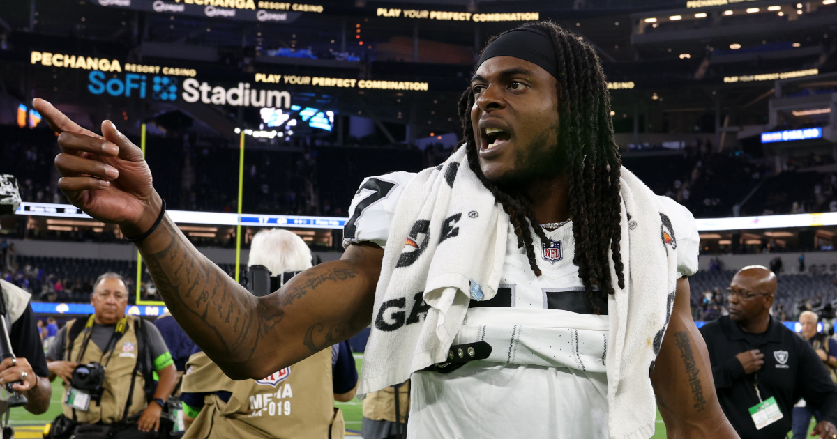 Davante Adams trade: New York star immediately unveils custom Jets ...