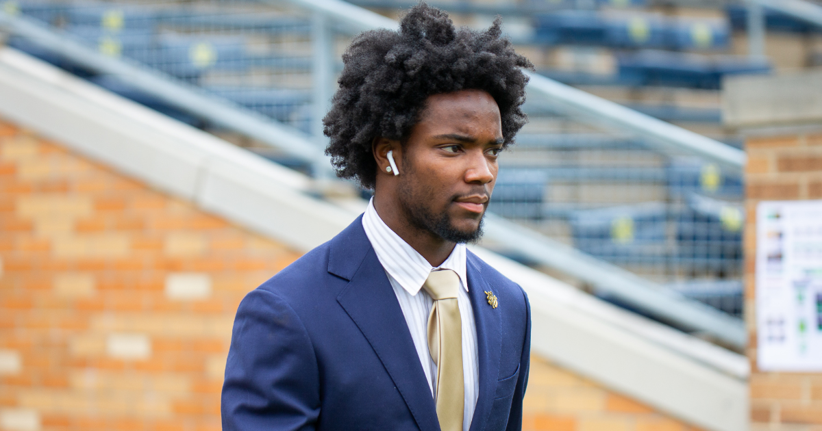 Notre Dame CB Benjamin Morrison speaks out about injury