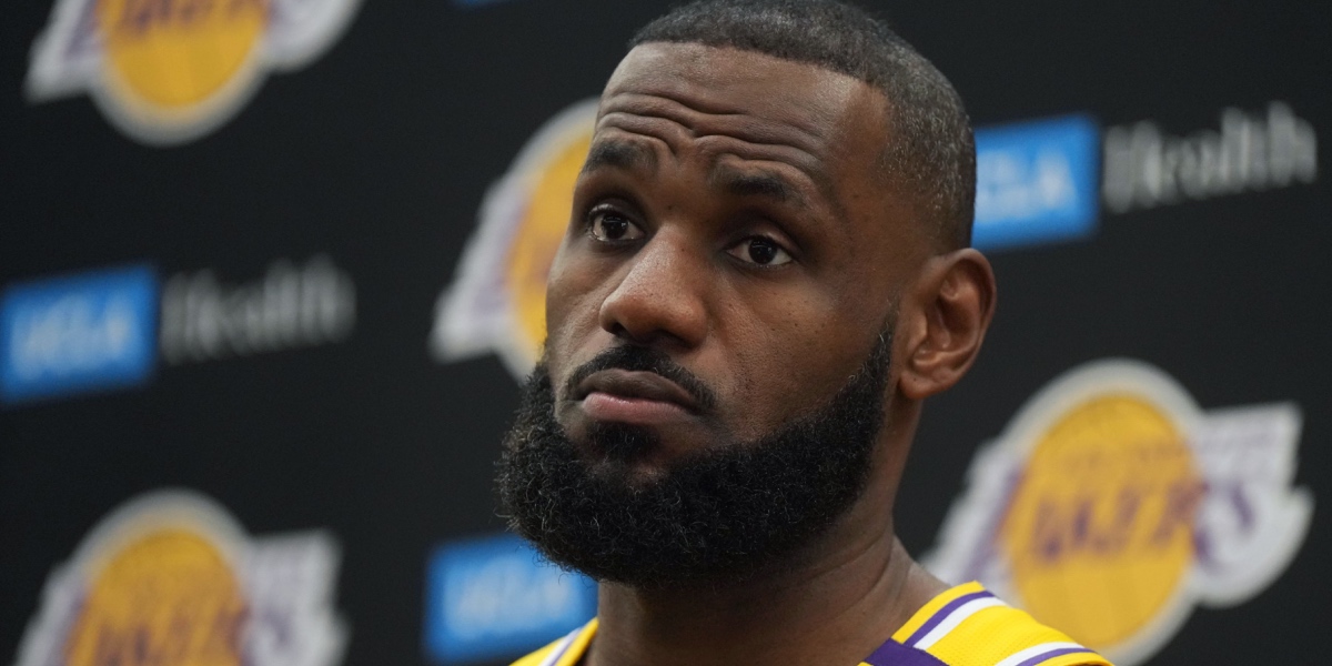 LeBron James rips Cleveland Browns fans who cheered Deshaun Watson injury: 'LAME AF!!' - On3