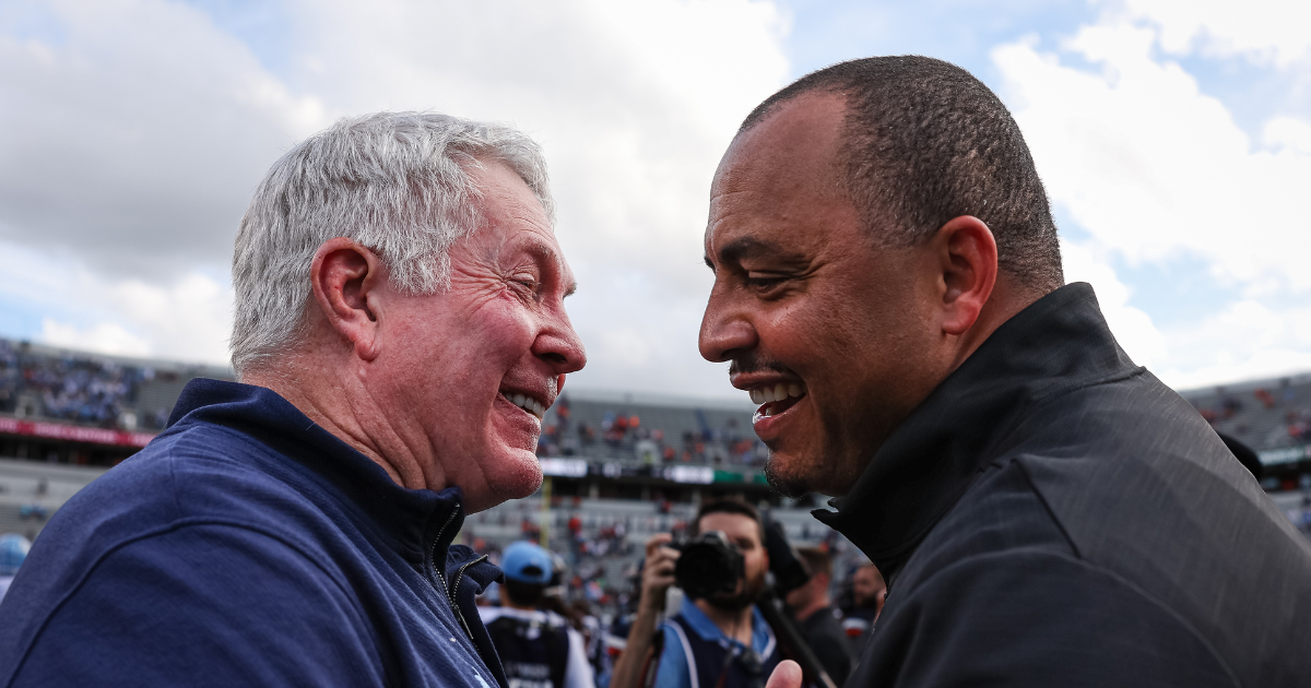 Mack Brown shows off Virginia football notes of support after passing ...