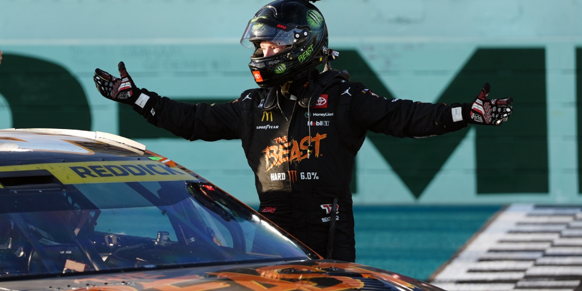 NASCAR insider predicts Homestead win will be 'signature moment' in ...