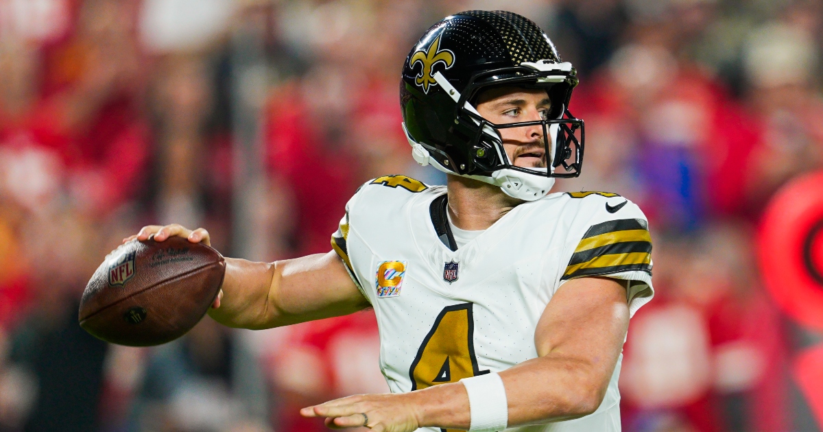 Derek Carr injury update: Dennis Allen reveals Saints QB status ahead ...