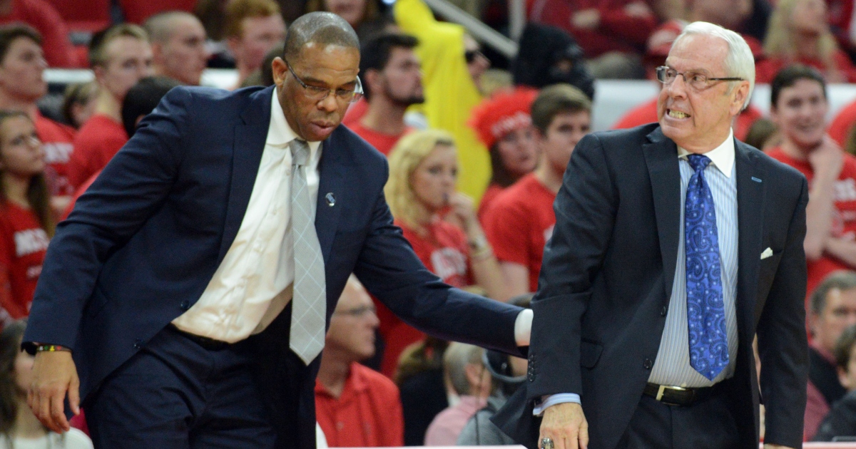 Hubert Davis describes conversations he had with Roy Williams about ...