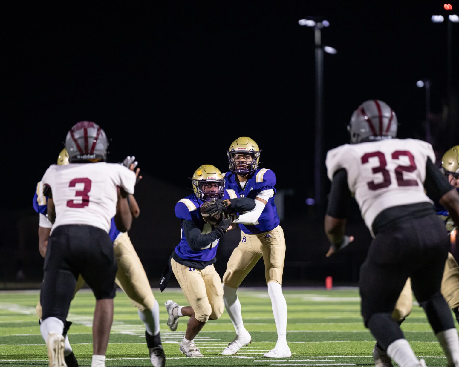 Bowling Green advances in 5A playoffs after 35-7 win over Madisonville ...