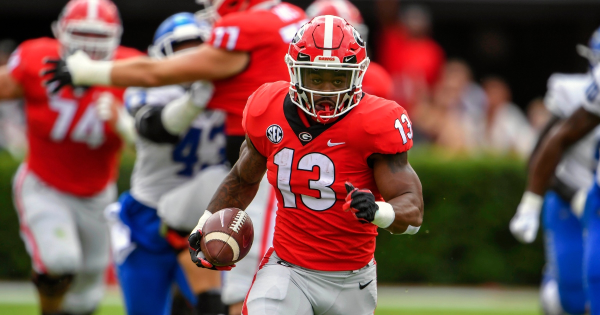 Former Georgia RB Elijah Holyfield joins WWE NXT trainee class