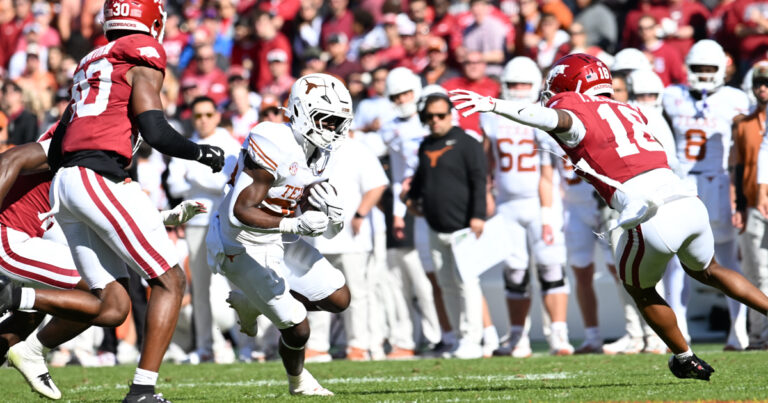 Photo Gallery: Best pictures from Texas' 20-10 win at Arkansas - On3