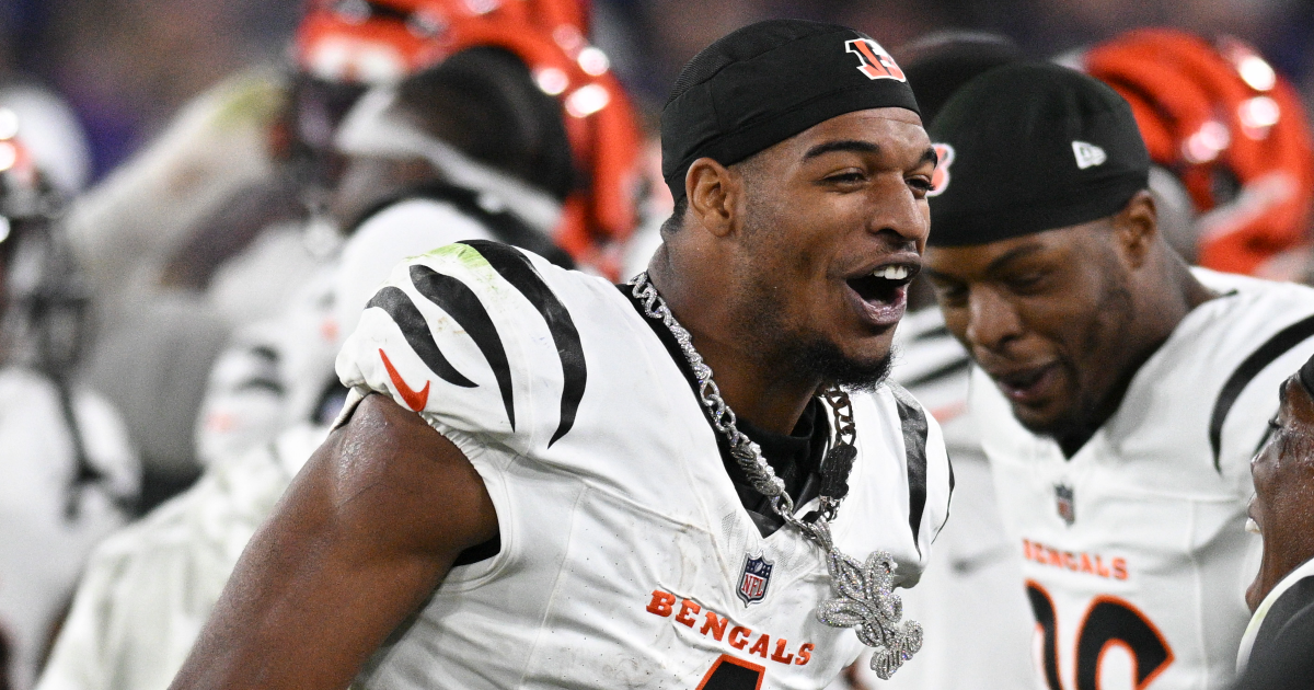 Ja'Marr Chase breaks out towel prop for unique 'baby wipe' TD ...