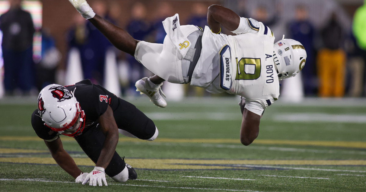 Column: NC State's critical mistakes overshadow valiant effort - On3