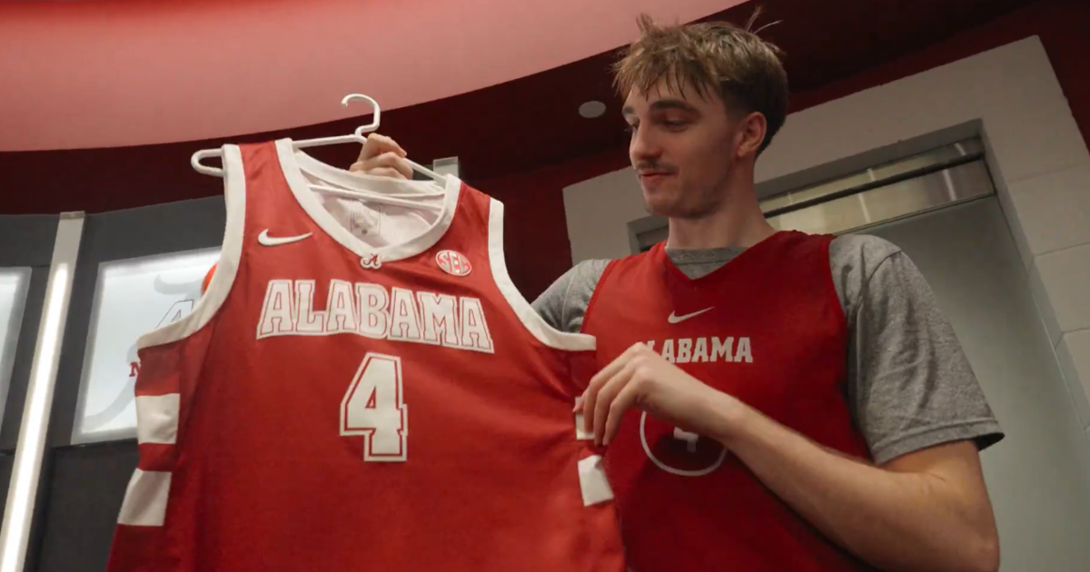 Alabama basketball unveils new throwback uniforms vs. Creighton