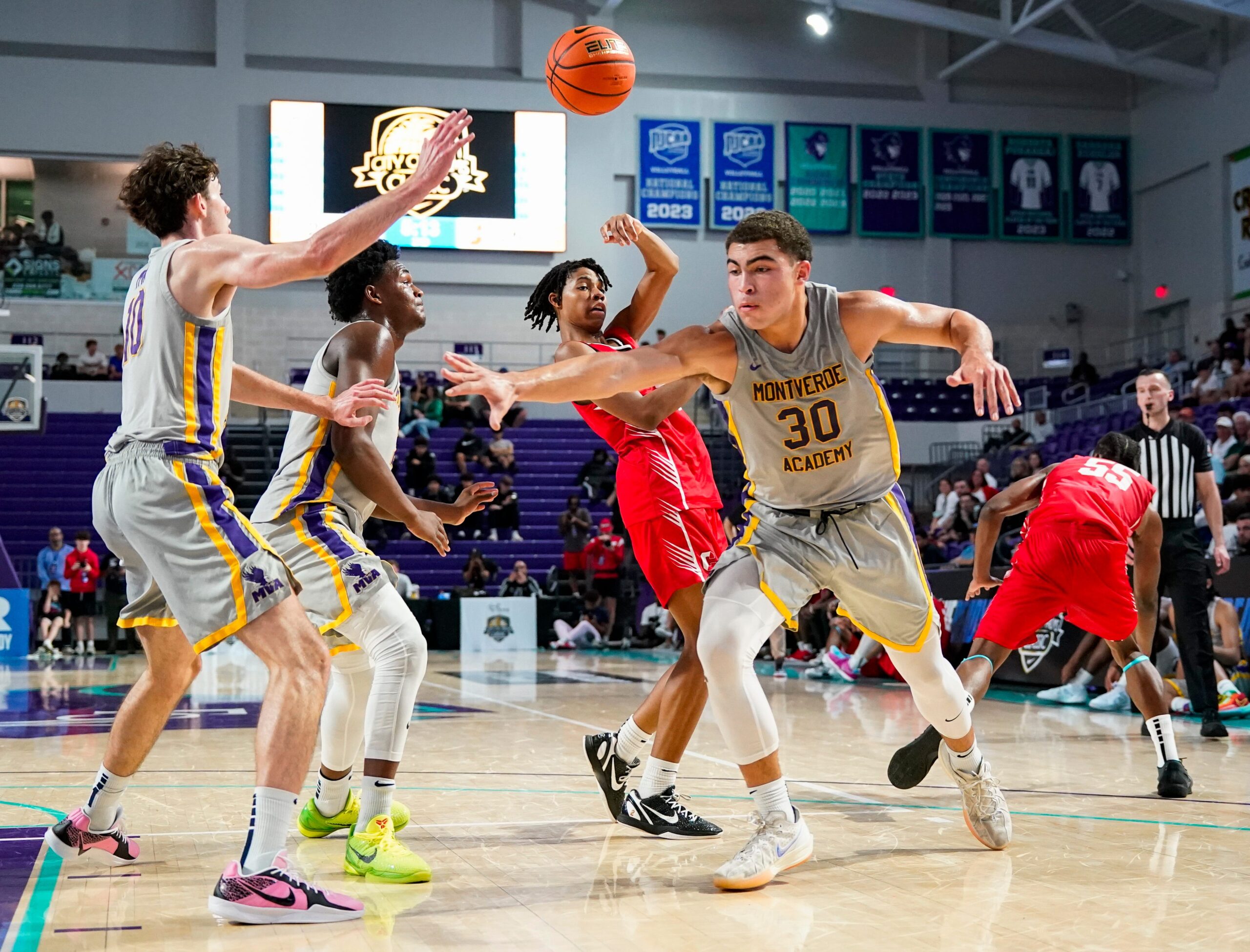 High School Basketball Rankings: National boys' top 25 teams