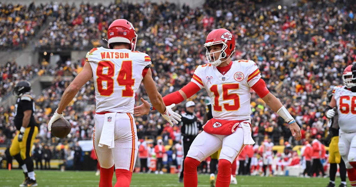 NFL Playoff picture: Chiefs clinch No. 1 seed in AFC, first-round bye ...
