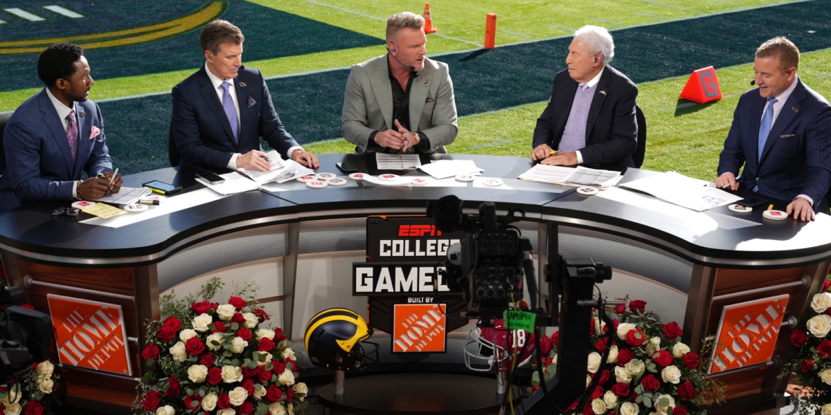 ESPN College GameDay: Picks for College Football Playoff Quarterfinals, Ohio State vs Oregon - On3
