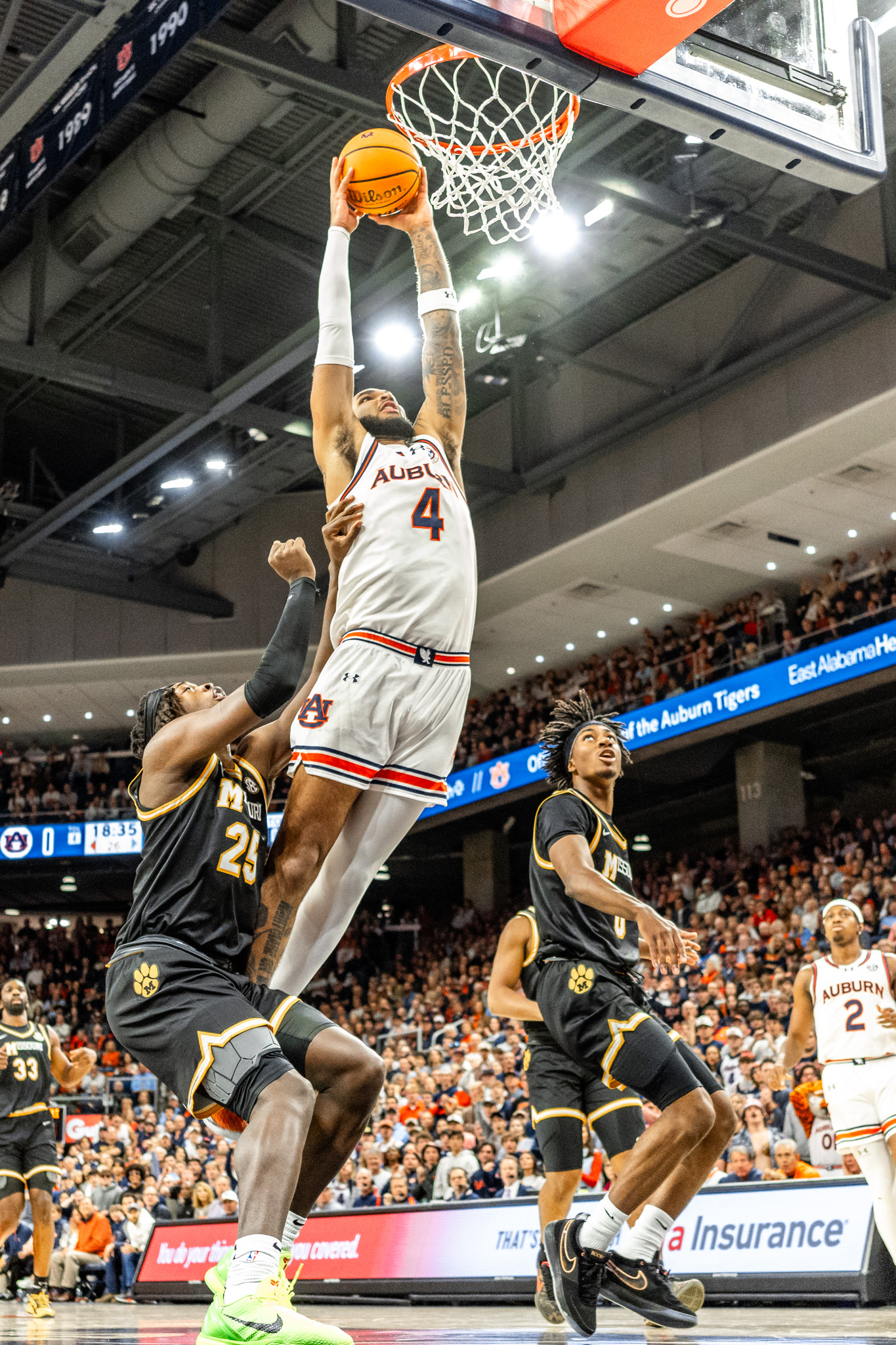 Scenes from No. 2 Auburn 84, Missouri 68