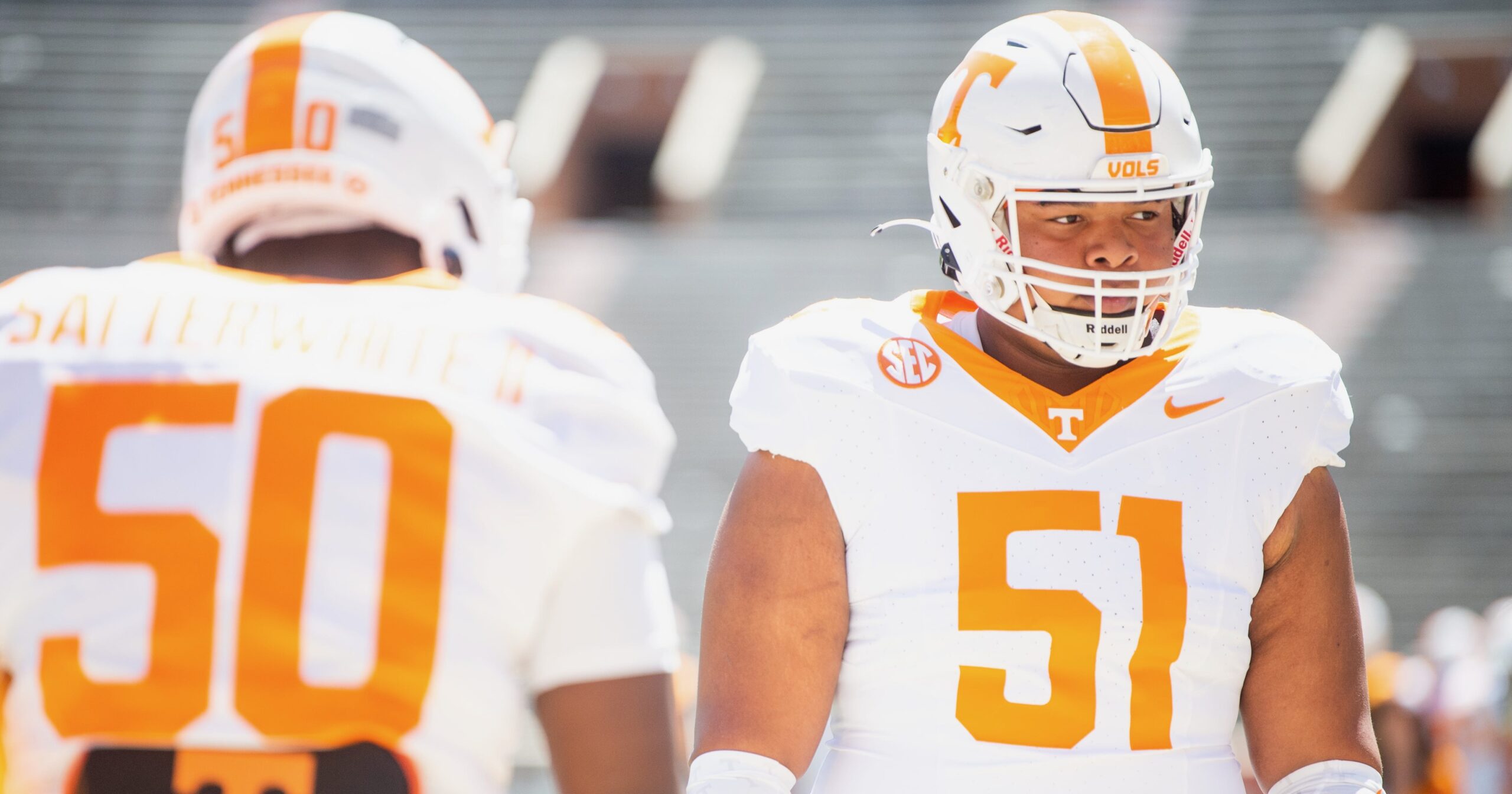 Former Tennessee lineman Vysen Lang signs with Troy Football