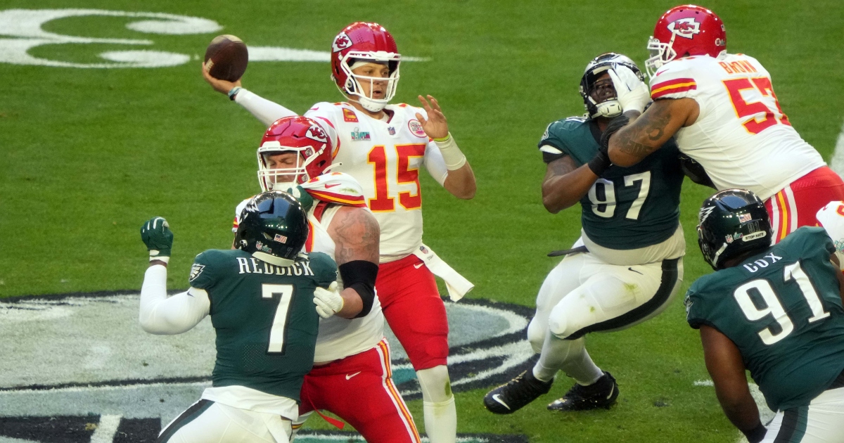 American Airlines adds flights to New Orleans for Super Bowl LIX with Eagles, Chiefs-themed ...