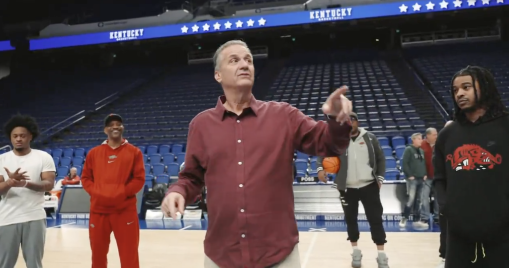 He's baaaaack... John Calipari is wearing red tonight at Rupp Arena - On3