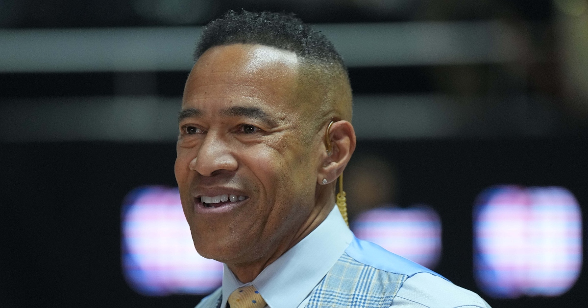 Mark Jones misidentifies Golden Gate Bridge while broadcasting NBA Celebrity All-Star Game in ...