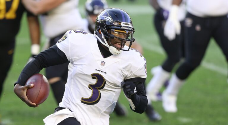 Fastest 40-yard Dash Times in NFL Combine History: Top 10 quarterbacks ...