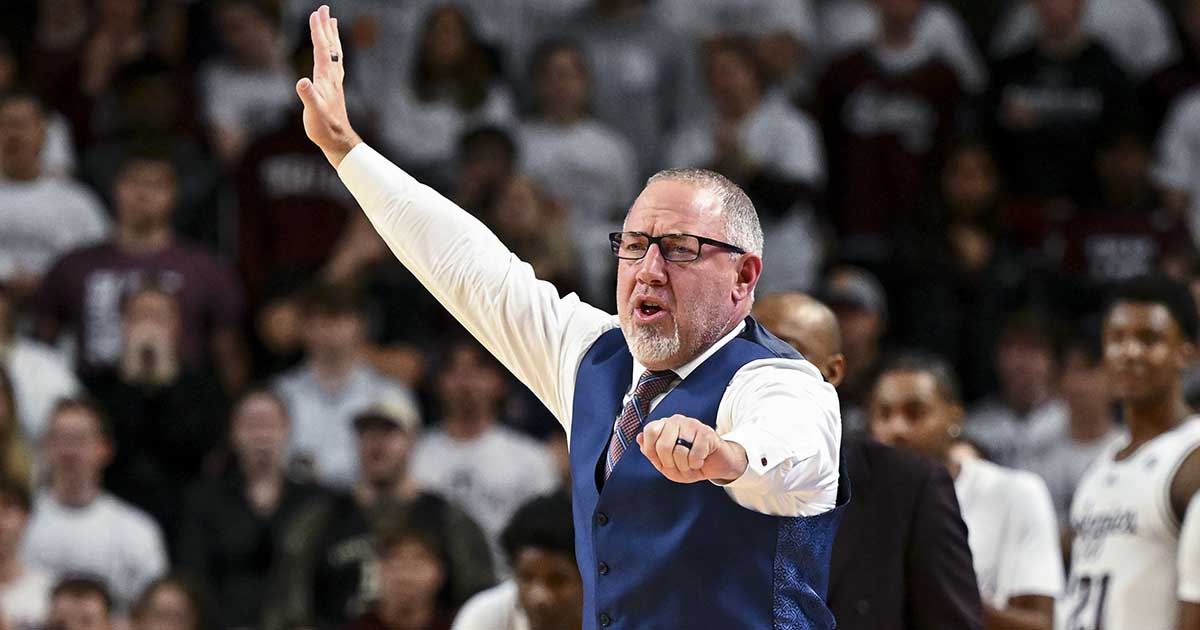 Buzz Williams implores Texas A&M students not to storm court after ...