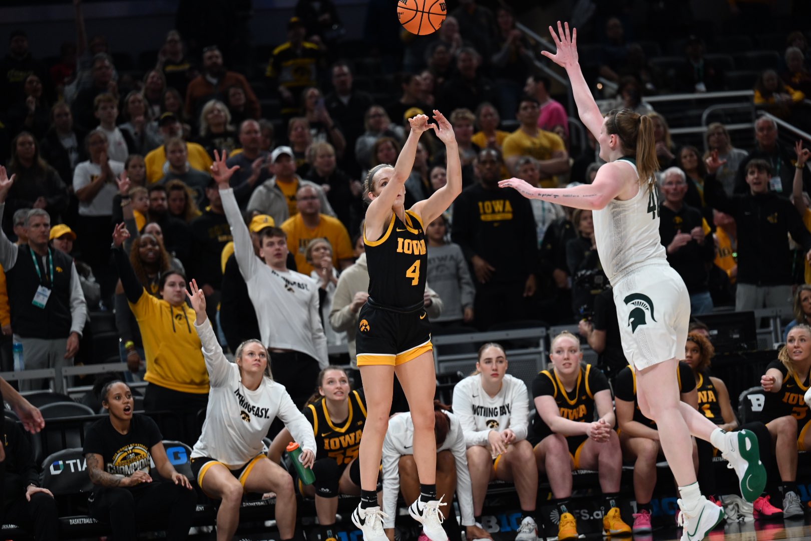 BOX SCORE: Iowa topples MSU, advance at the Big Ten Tourney