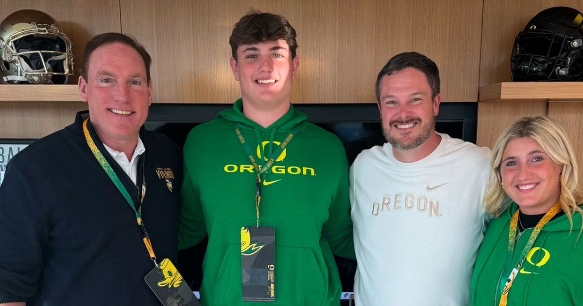 2027 OT Jimmy Kalis Breaks Down Oregon Ducks Visit