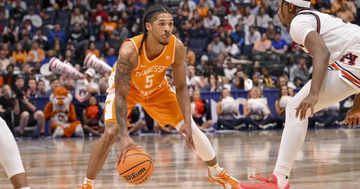Zakai Zeigler sets Tennessee's all time assist record