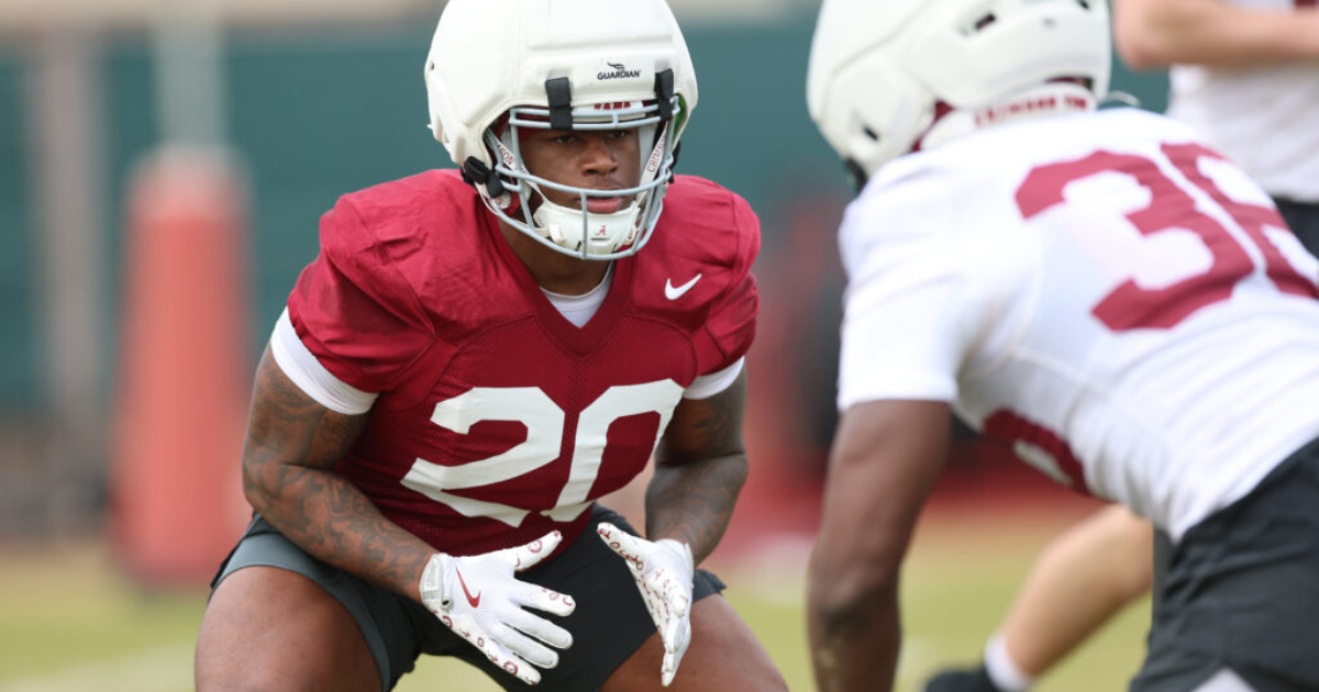 Kalen DeBoer details what Dre Washington provides to RB room
