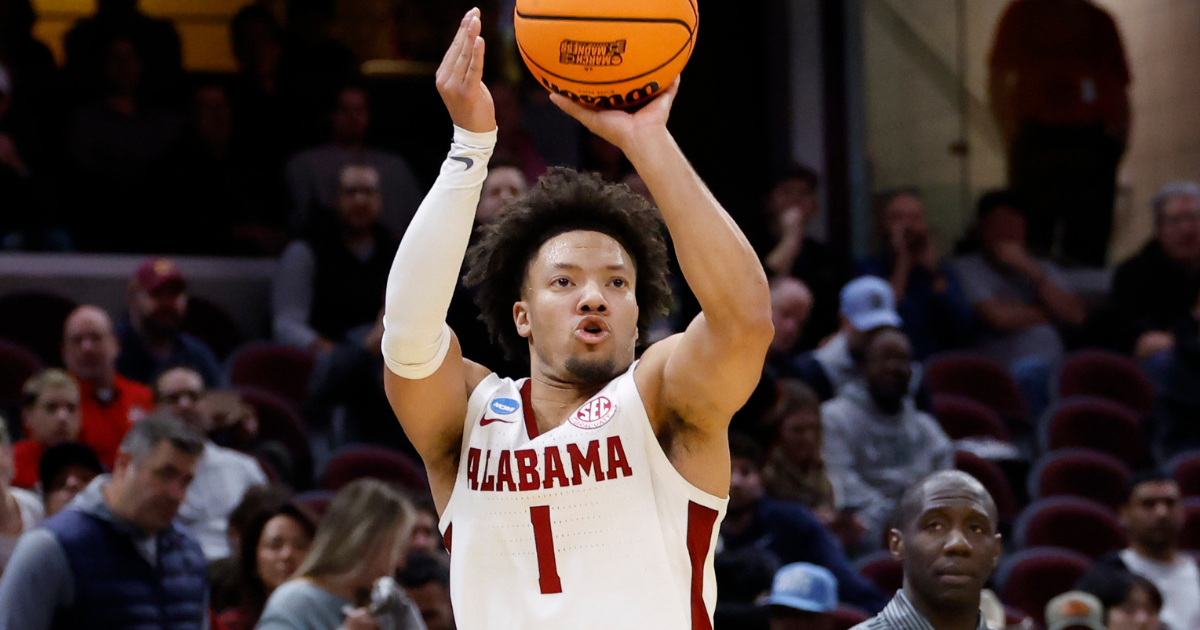 Nate Oats praises Mark Sears' mentality amid shooting slump