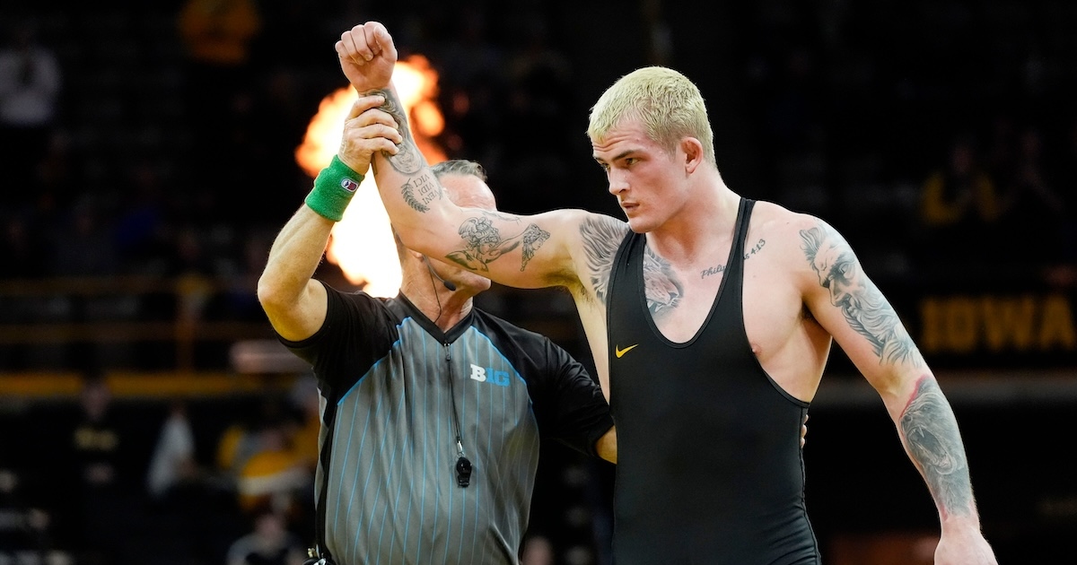 Iowa heavyweight Ben Kueter announces return to football for spring - On3
