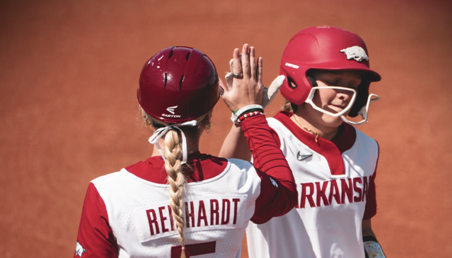 No. 20 Arkansas softball Takes Series from No. 9 Tennessee