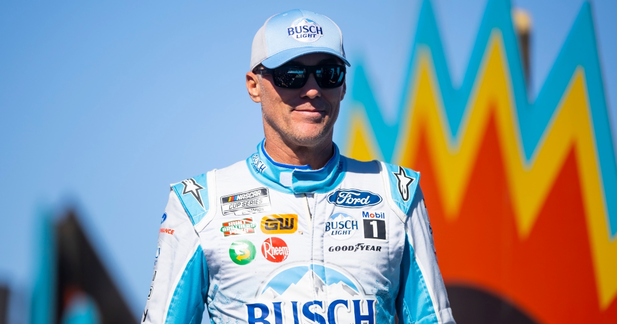 Kevin Harvick debates NASCAR championship format, suggests 'middle ground'
